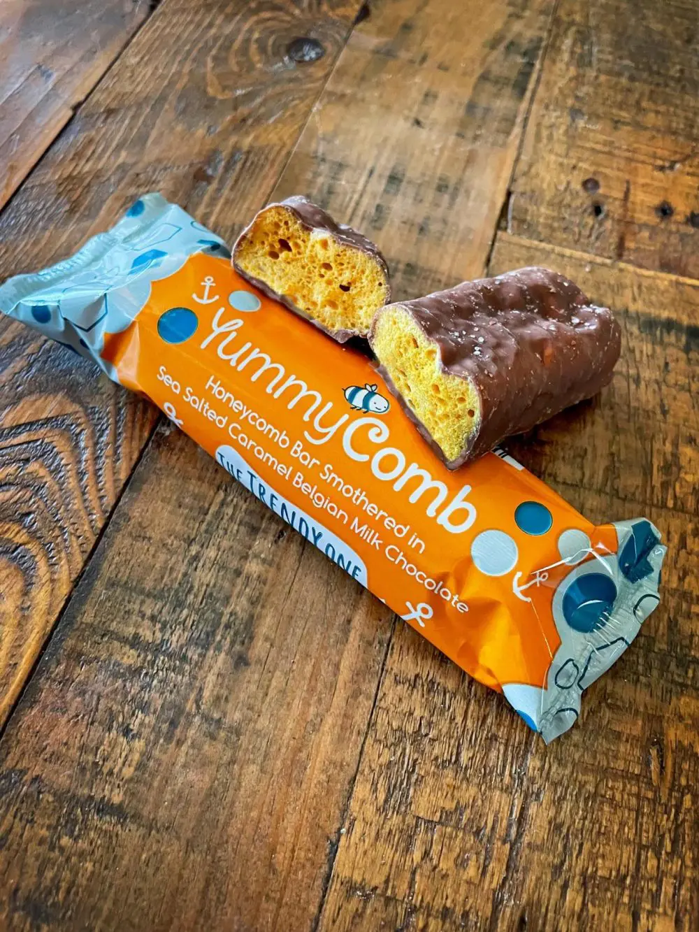 Chocolate Honeycomb Bars | YummyComb