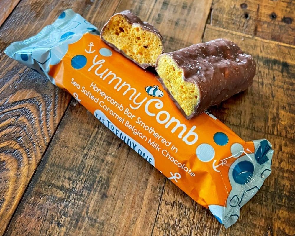 Chocolate Honeycomb Bars | YummyComb